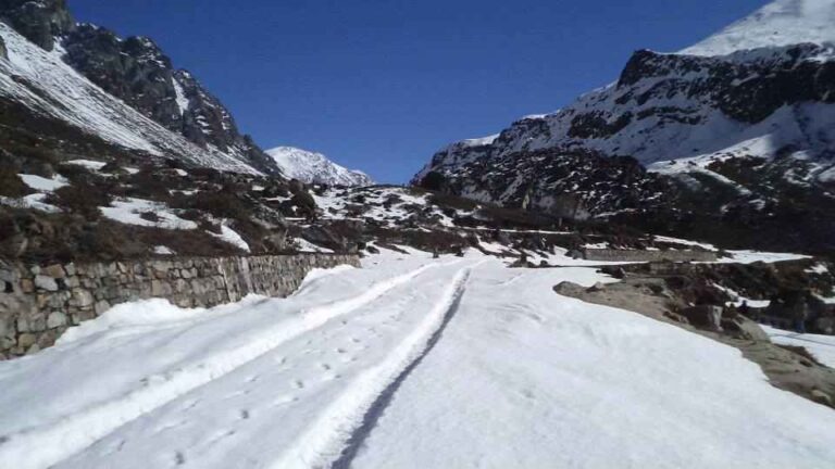 Yumesamdong, Zero Point, North Sikkim - Travel Sikkim | Stress Free ...